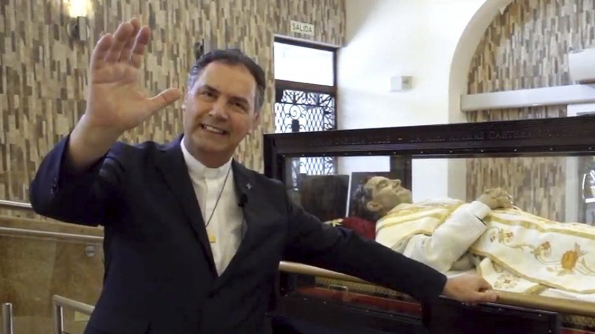 Don Ángel Fernández Artime - "Cari confratelli" - PGDonBosco